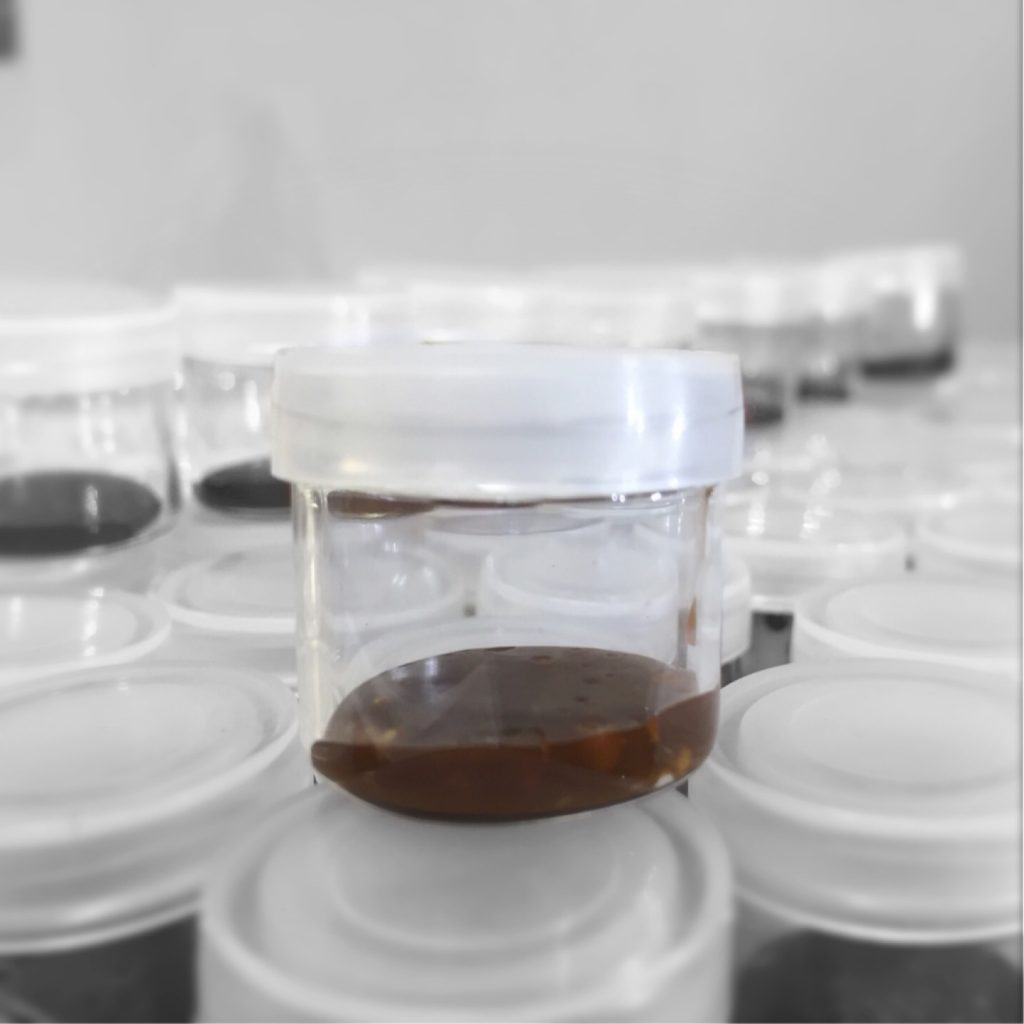 CO2 HASH OIL RAW CO2 EXTRACT 1G – OMG Sykes